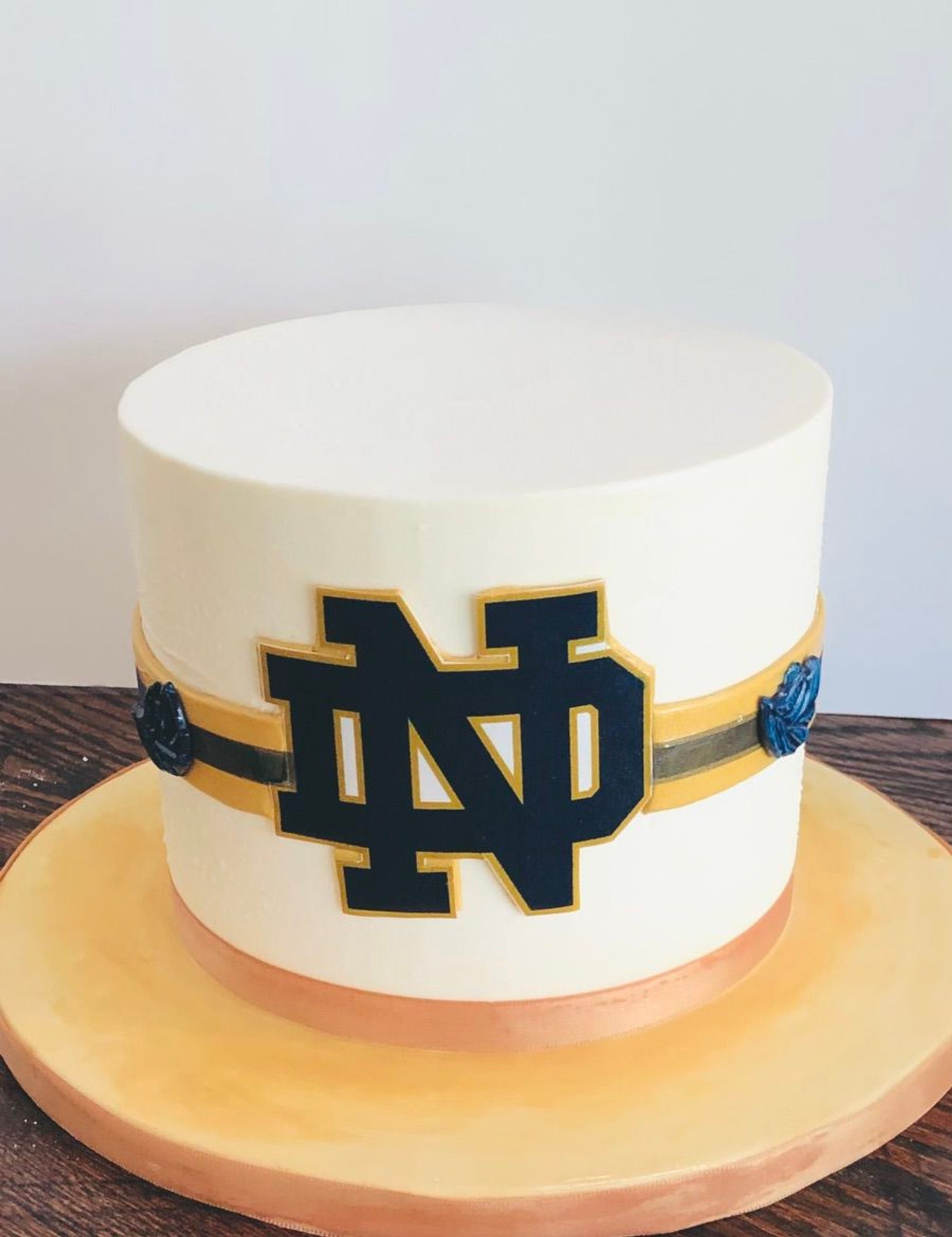 Occasion Cakes & Cupcakes | Weiss Baking Company